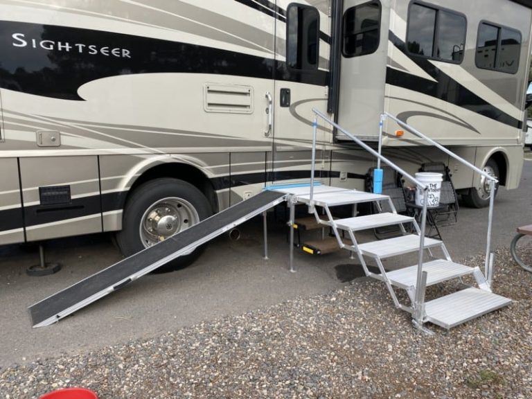 Motorhomes | RV Dog Ramp Pet Adventures Parks Friendly